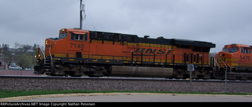 BNSF 7148